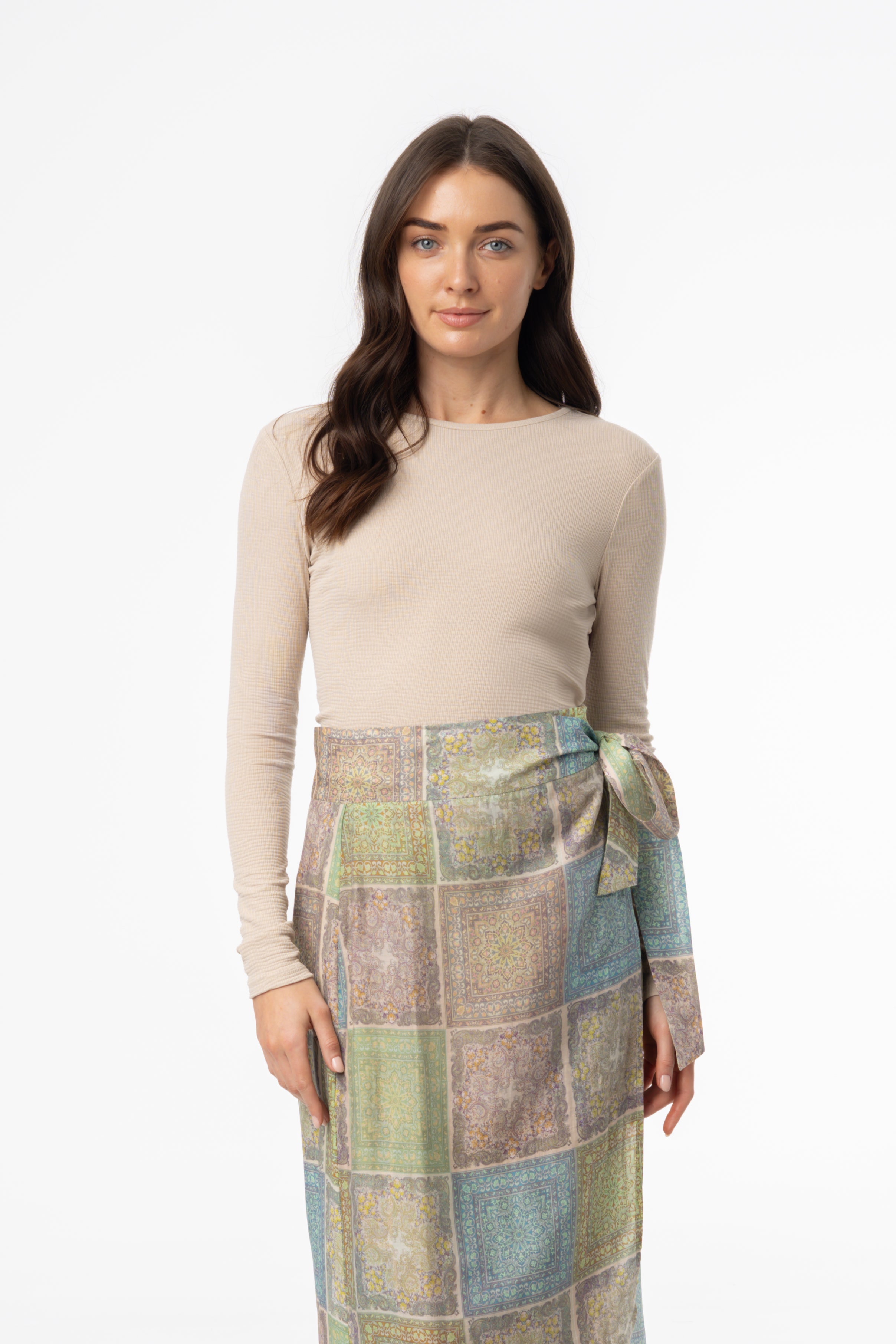 Bone Waved Round Neck Long Sleeve T Shirt – BLANK