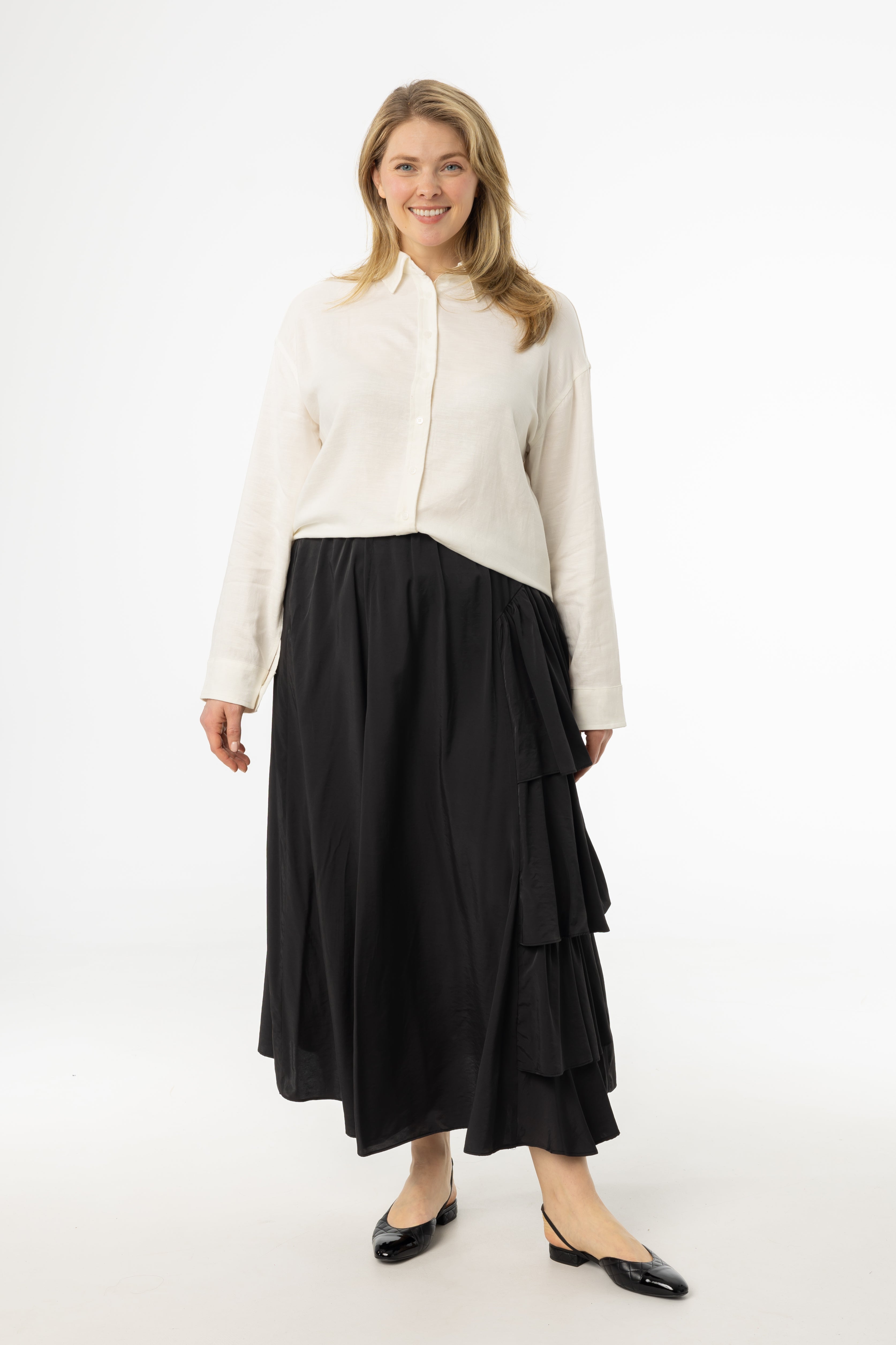 Black Side Ruffle Skirt – BLANK