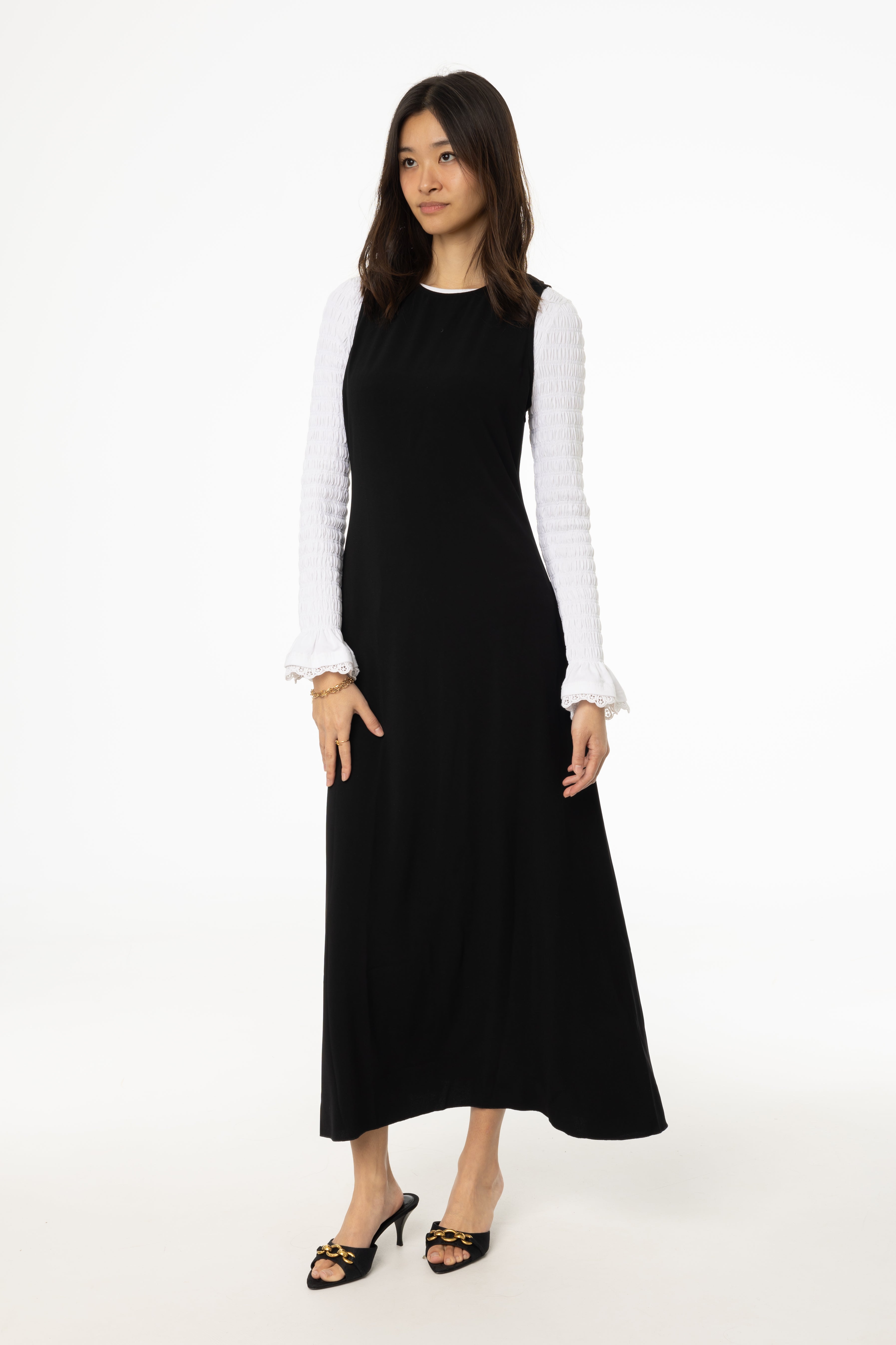 Black Solid Jumper – BLANK